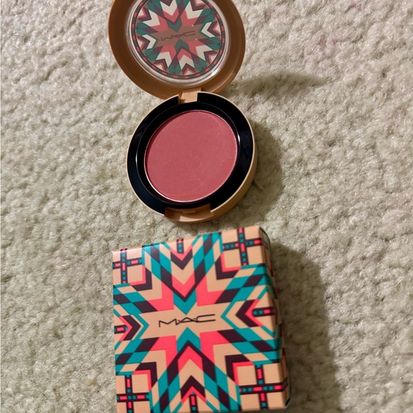 MAC Cosmetics | Makeup | Mac Cosmetics Pink Blush Compact Vibrant ...